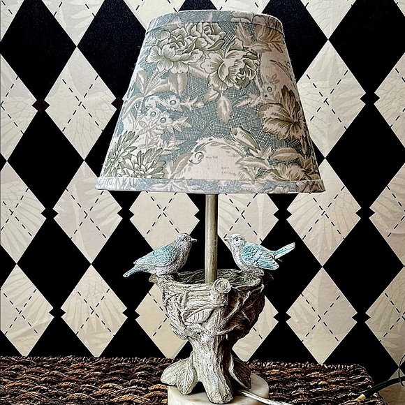 Accents | Vintage Small Two Birds In Nest Accent Lamp W Toil Shade ...